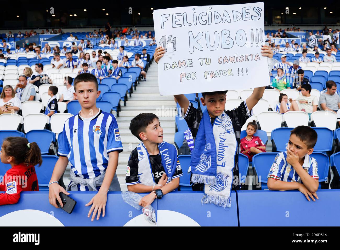 Real sociedad reale arena fans hi-res stock photography and images - Alamy