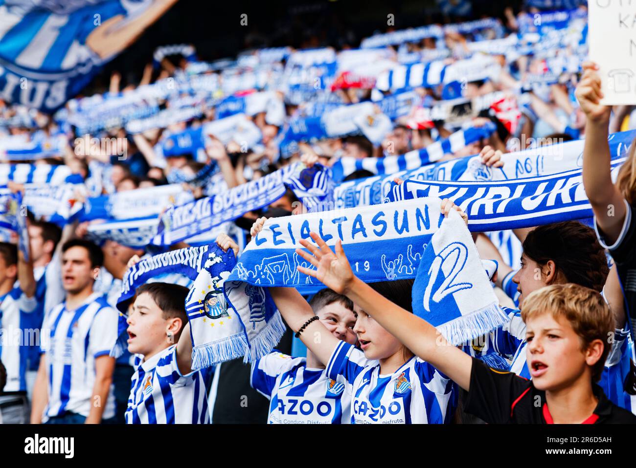 Real sociedad reale arena fans hi-res stock photography and images - Alamy