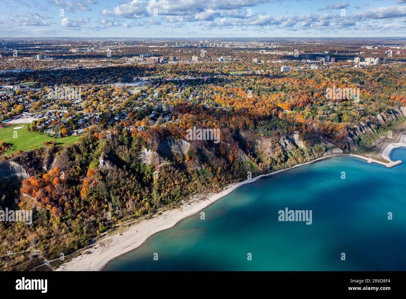 An aerial view of the Scarborough Bluffs from over Lake Ontario Stock ...