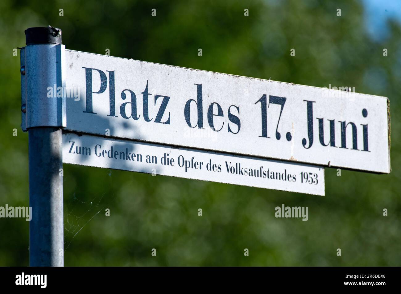 Stralsund, Germany. 08th June, 2023. A sign reading "Platz des 17. Juni ...