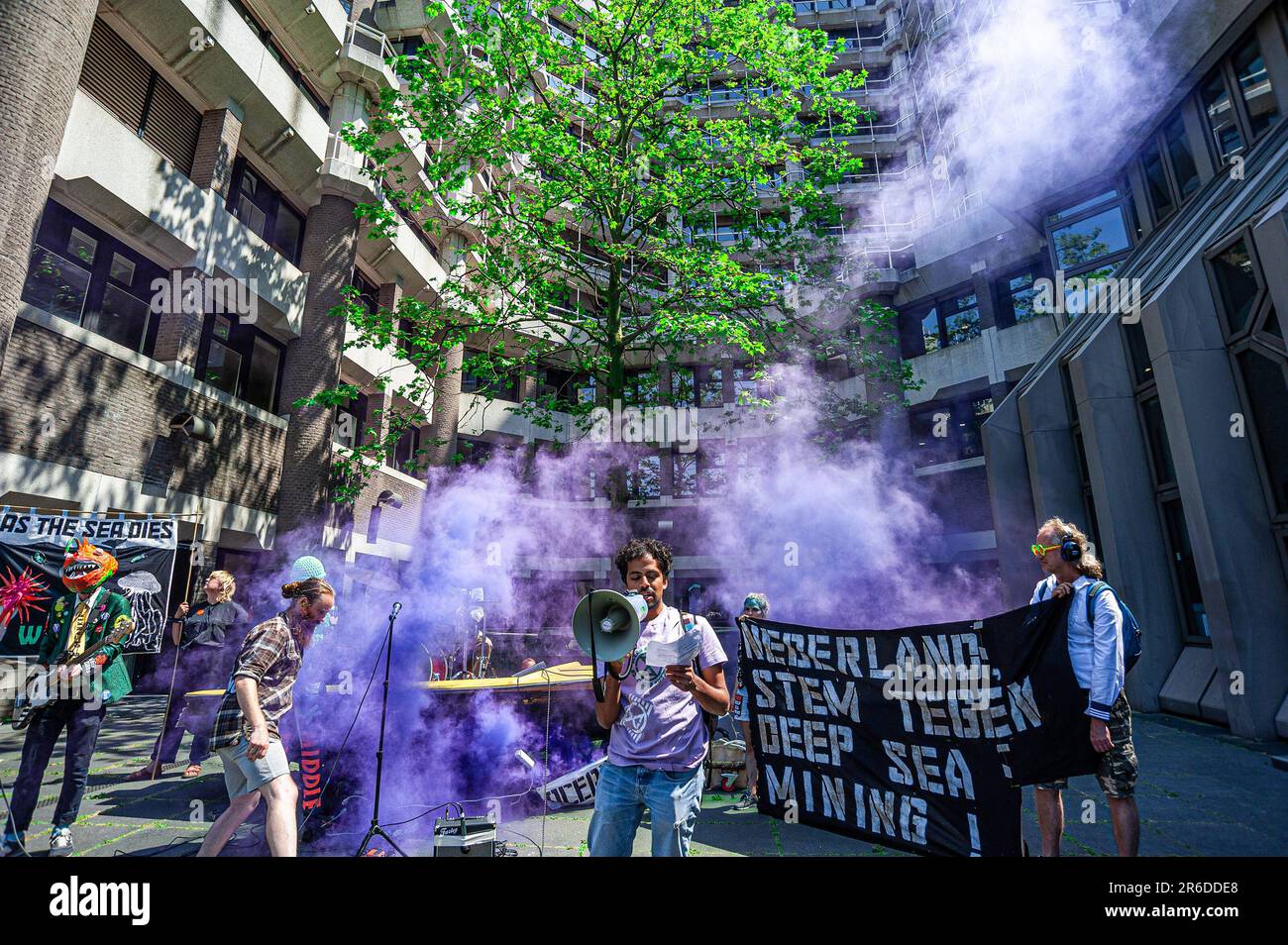 Ocean Rebellion's heavy-metal band, "The Polymetallic Nodules" perform ...
