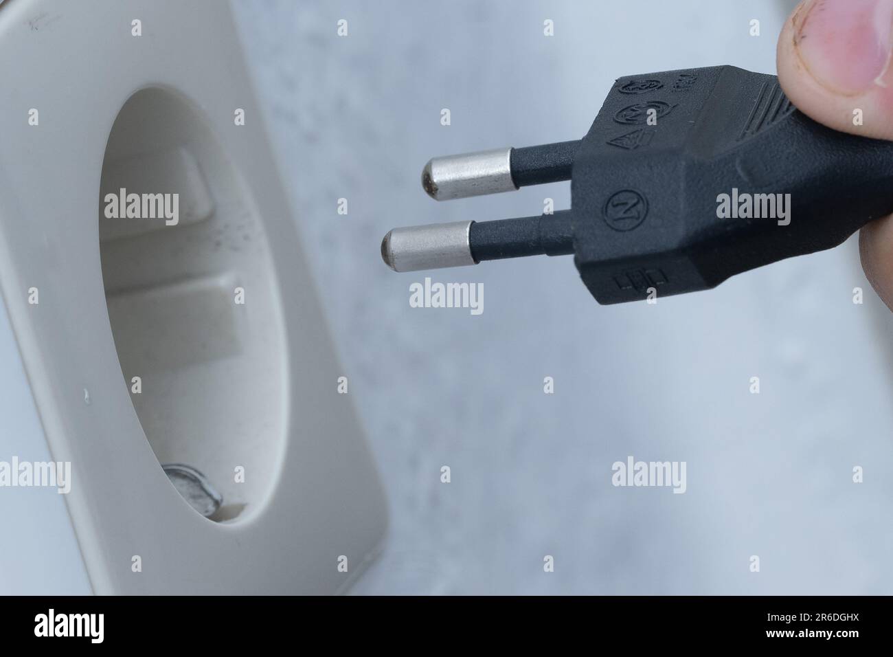 Socket inserts hi-res stock photography and images - Alamy