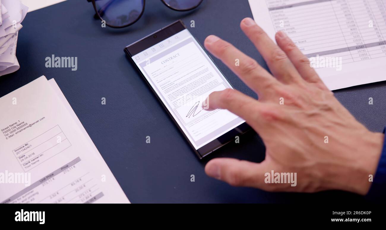 Digital Signature On Contract Document Online Using Smartphone Stock ...