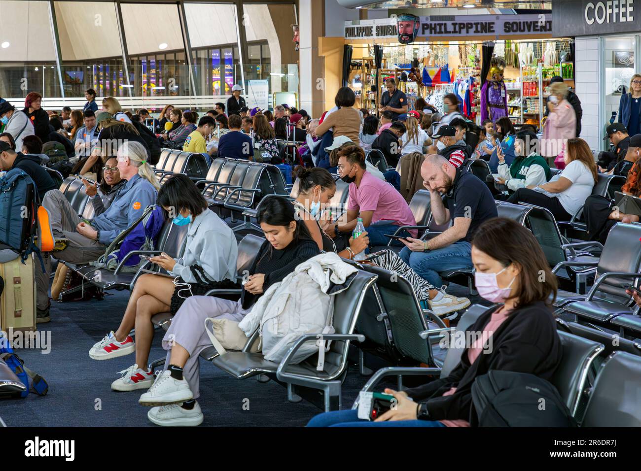 Airport waiting section hi-res stock photography and images - Alamy