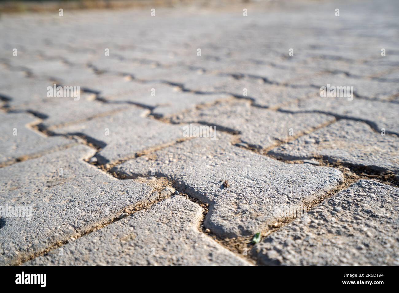 Square up driveway hi-res stock photography and images - Alamy