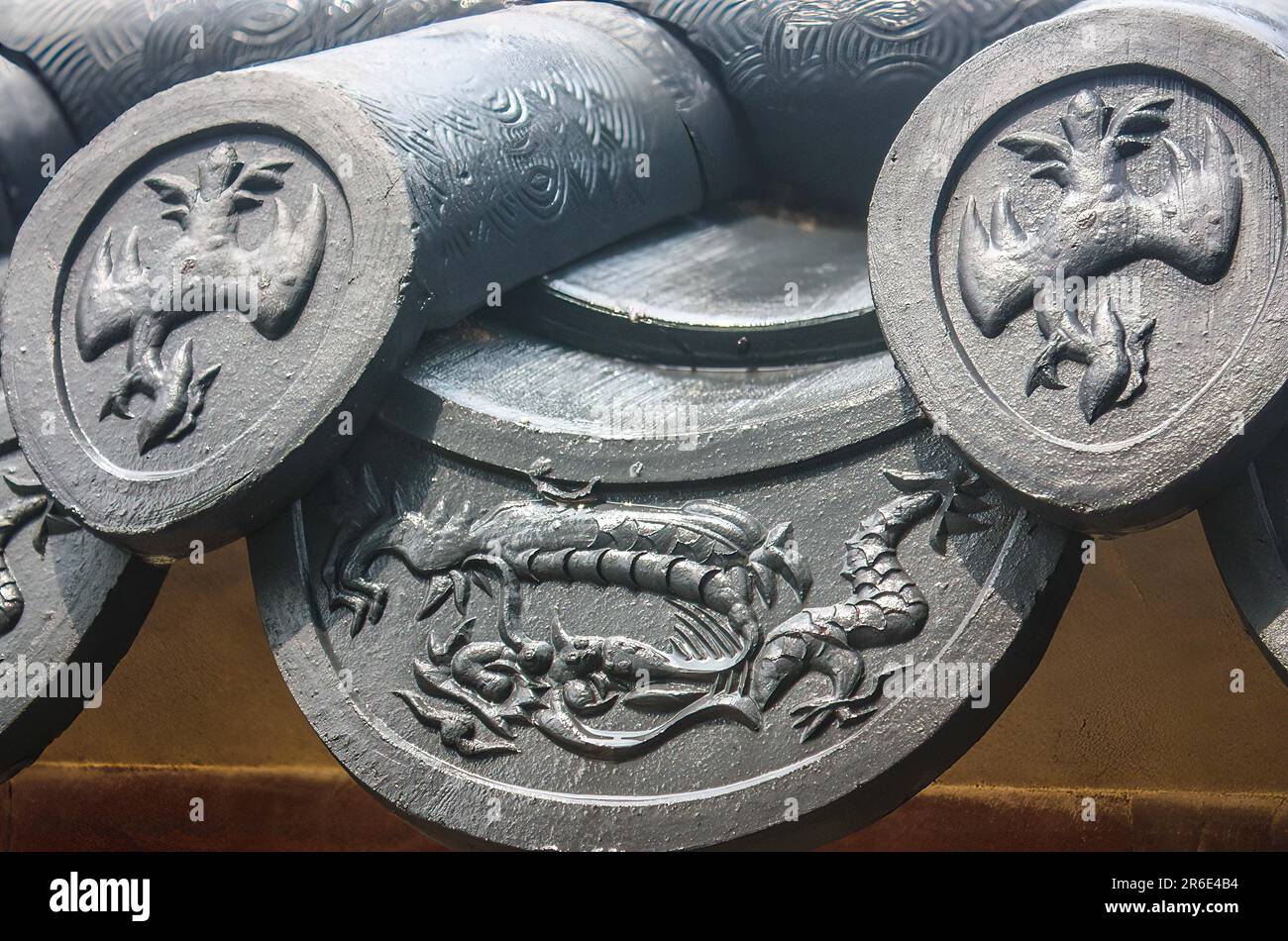 Korean eaves design hi-res stock photography and images - Alamy