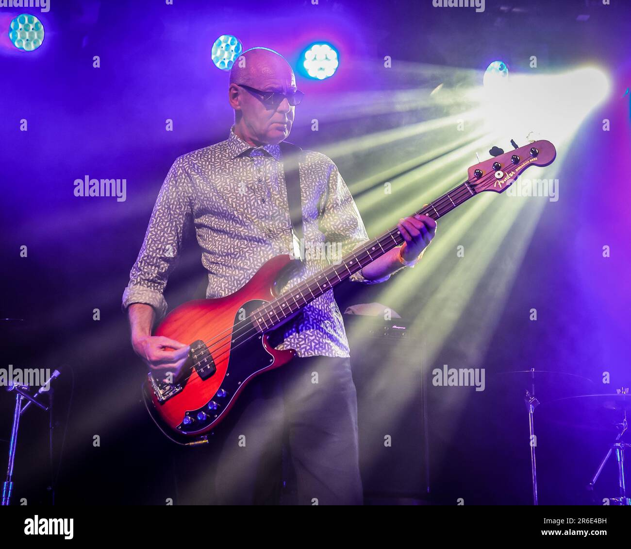 Manchester guitar music hi-res stock photography and images - Alamy