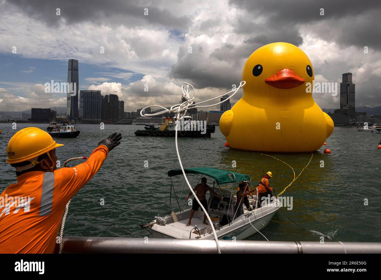 An art installation called "Double Ducks" by Dutch artist Florentijn ...