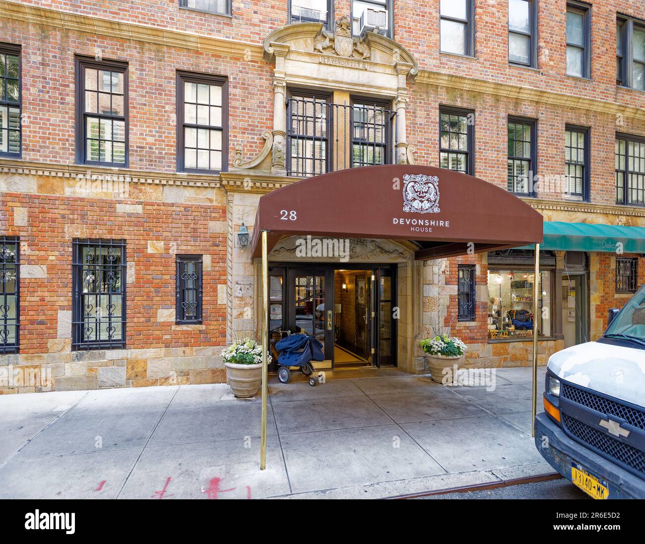 Devonshire house hi-res stock photography and images - Alamy