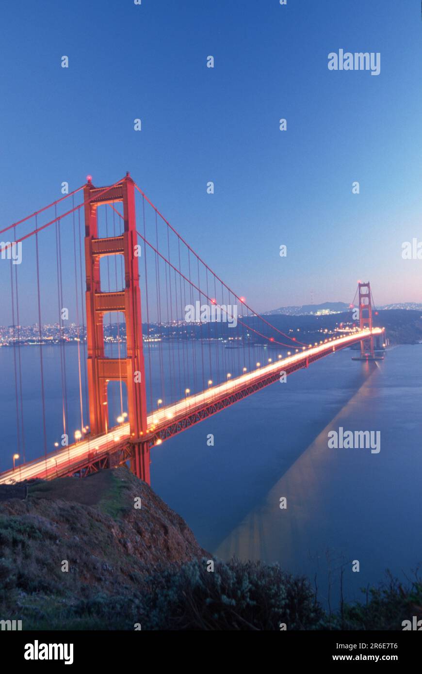Golden gate bridge us hi-res stock photography and images - Alamy