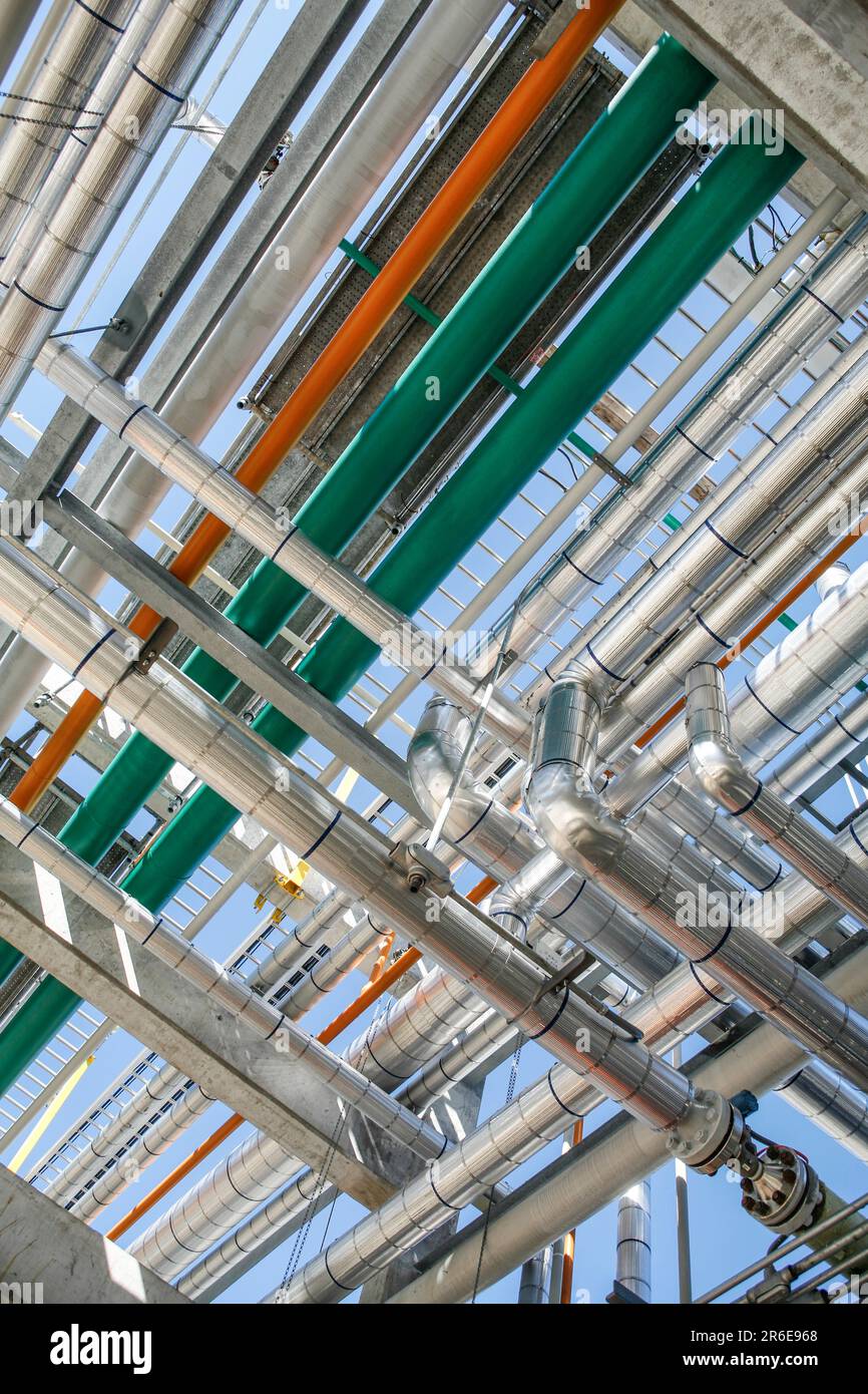 Refinery components inside a refinery Stock Photo - Alamy