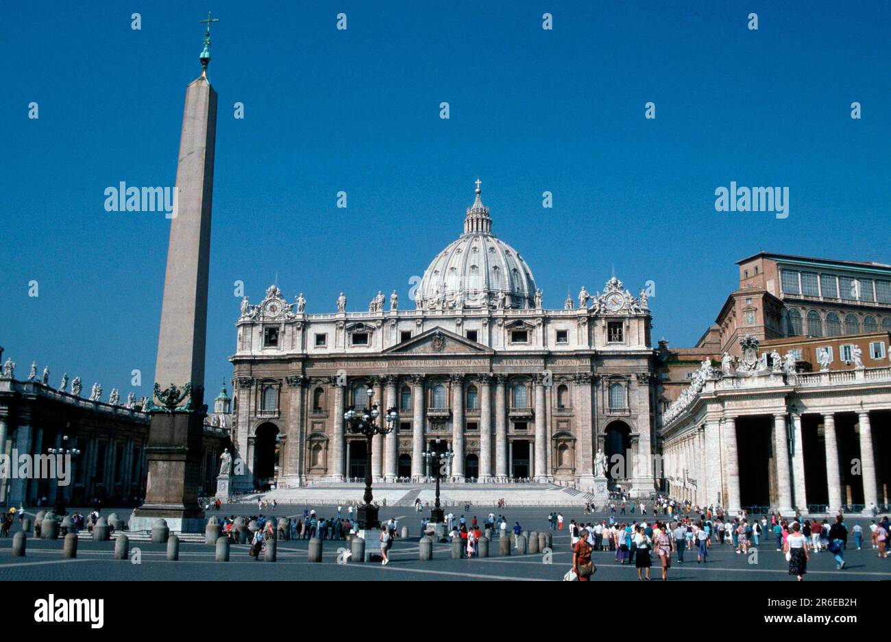 St. Peter's Square and St Peter's cathedral, Vaticane, Rome, Italy, St ...
