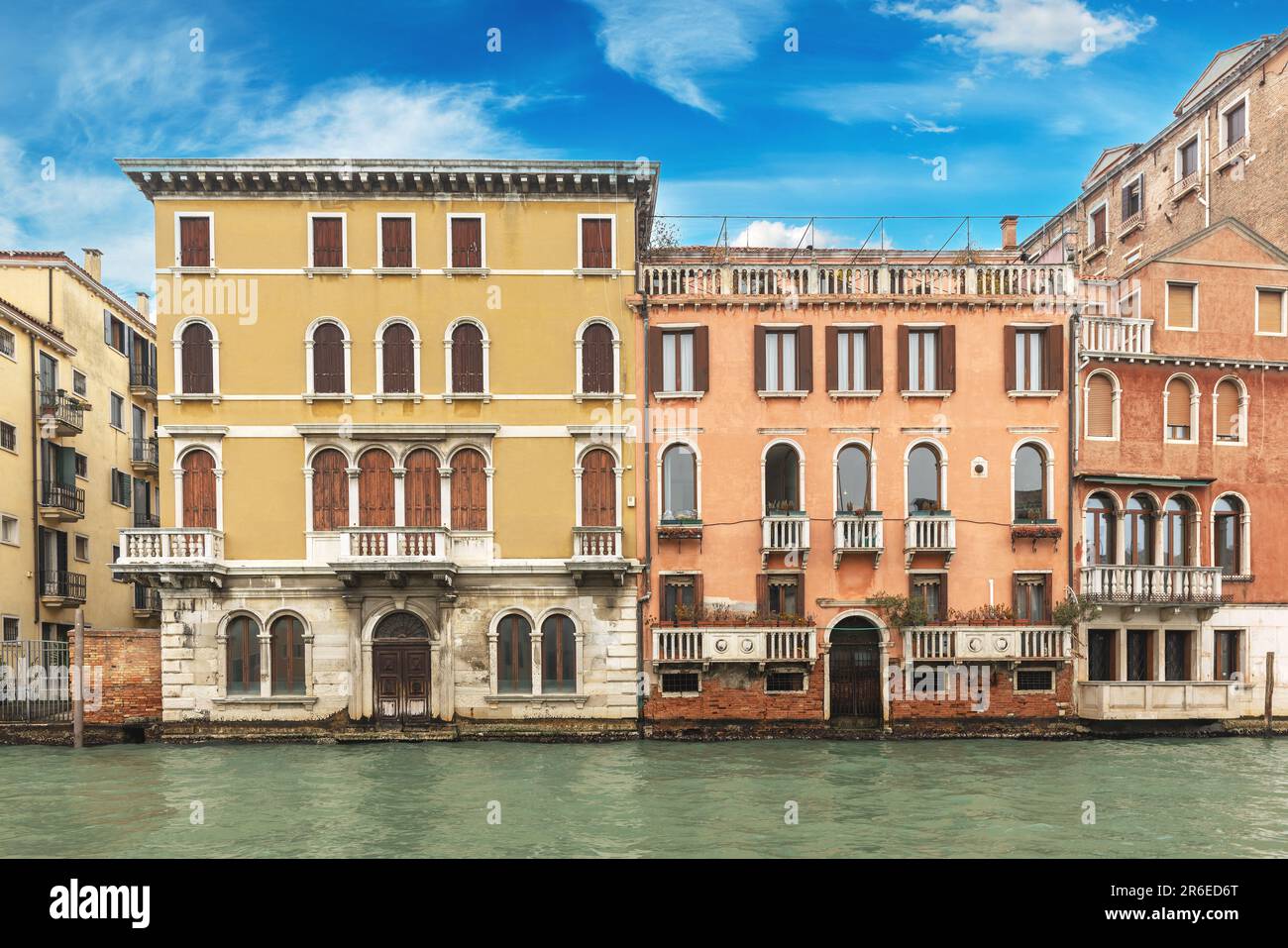 Traditional venice architecture hi-res stock photography and images - Alamy