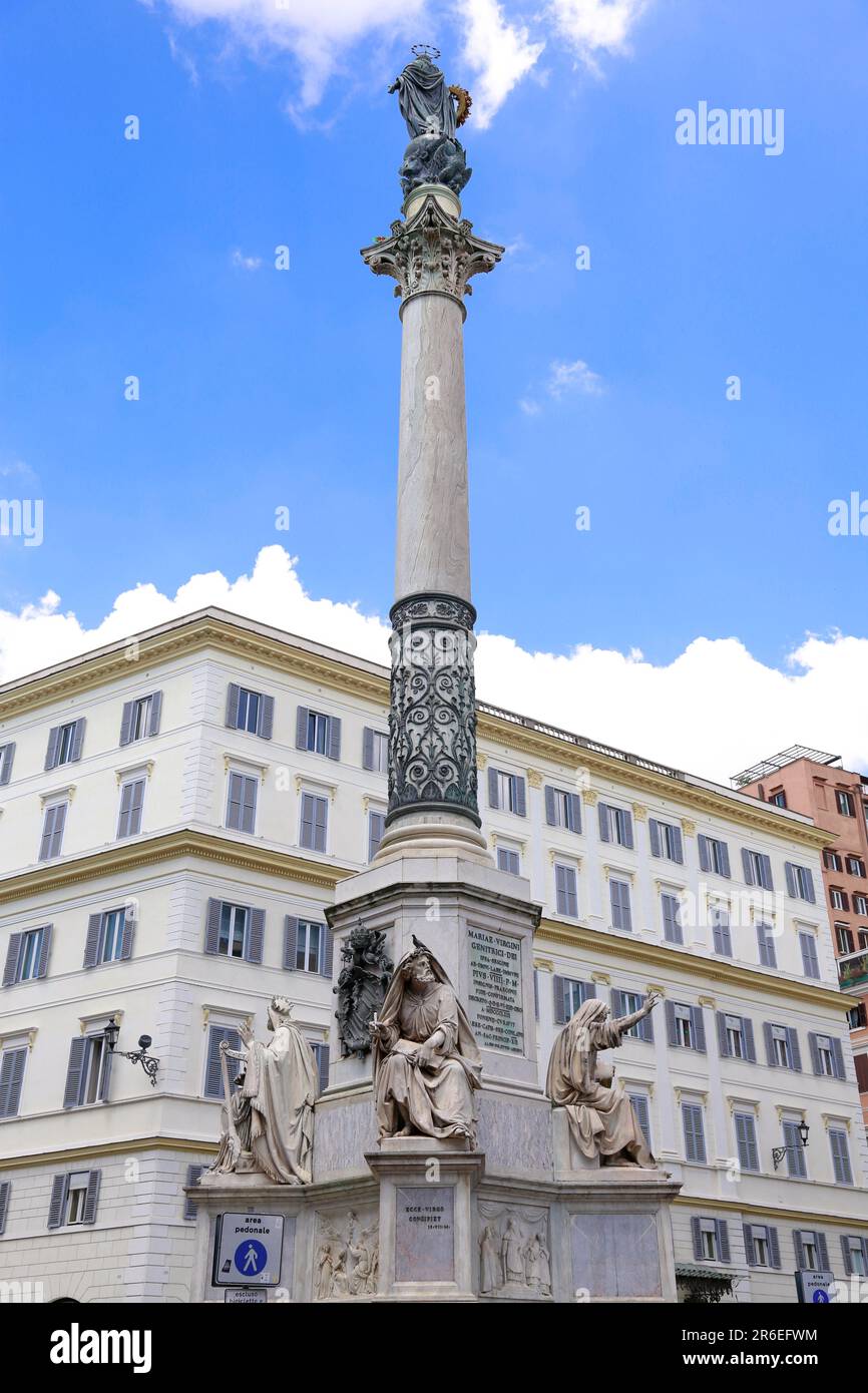 Piazza di Spagna, most famous squares in Rome, Italy Stock Photo - Alamy