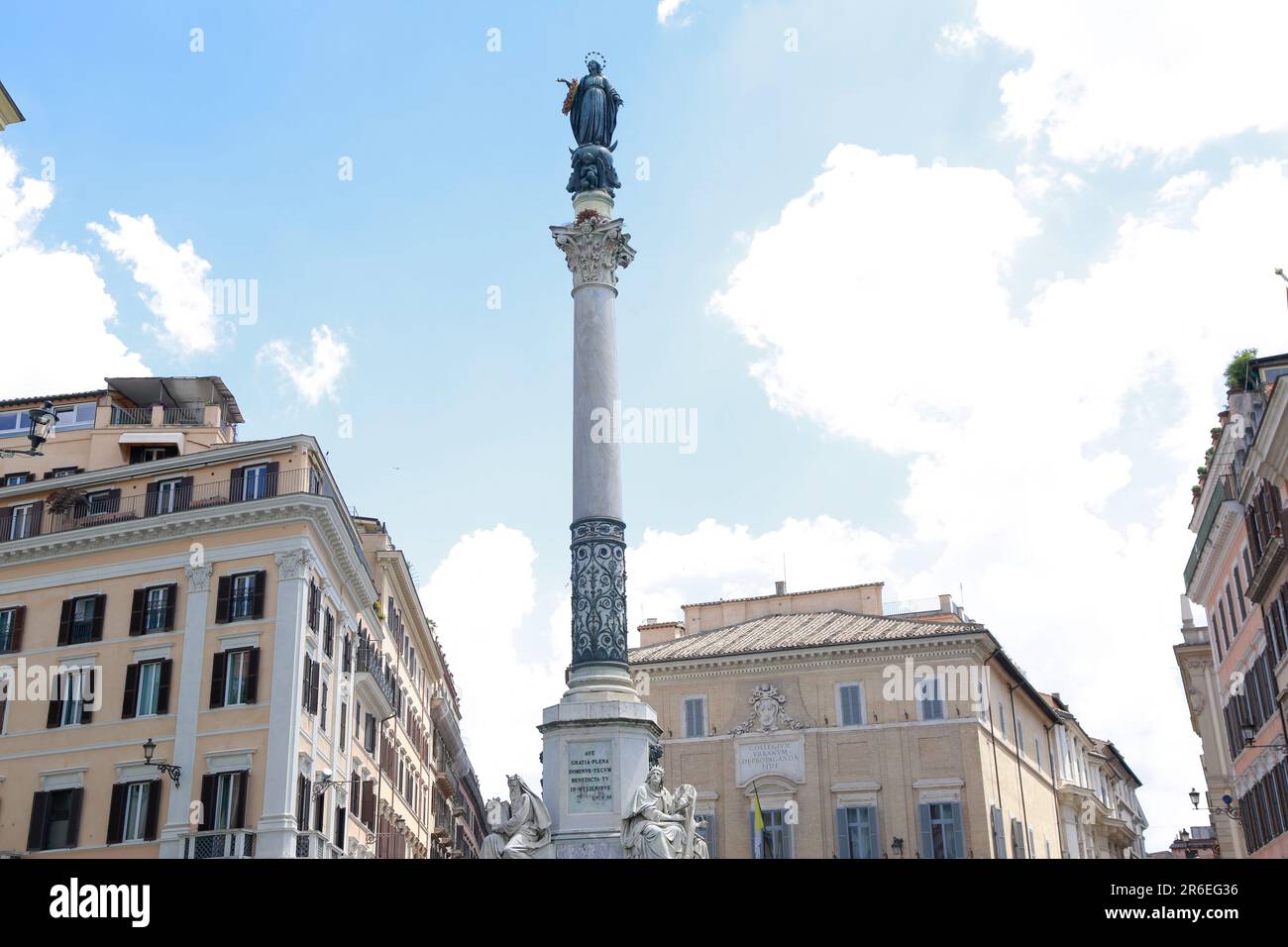 Piazza di Spagna, most famous squares in Rome, Italy Stock Photo - Alamy