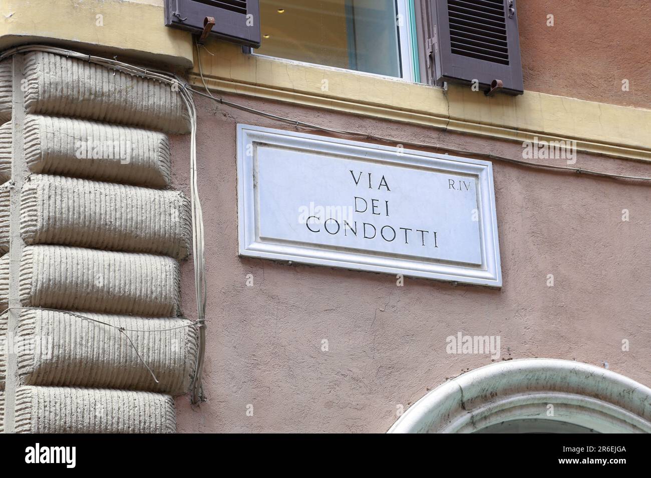 Plaza hotel rome hi-res stock photography and images - Alamy