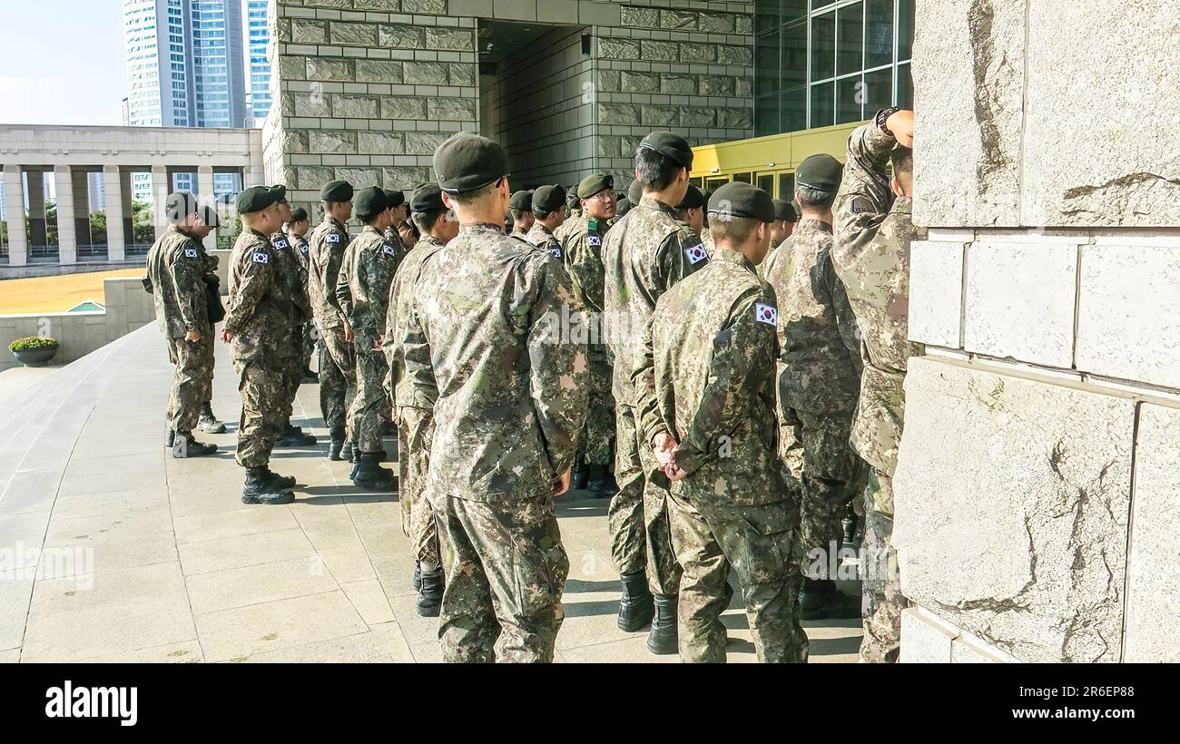 History lesson hi-res stock photography and images - Alamy