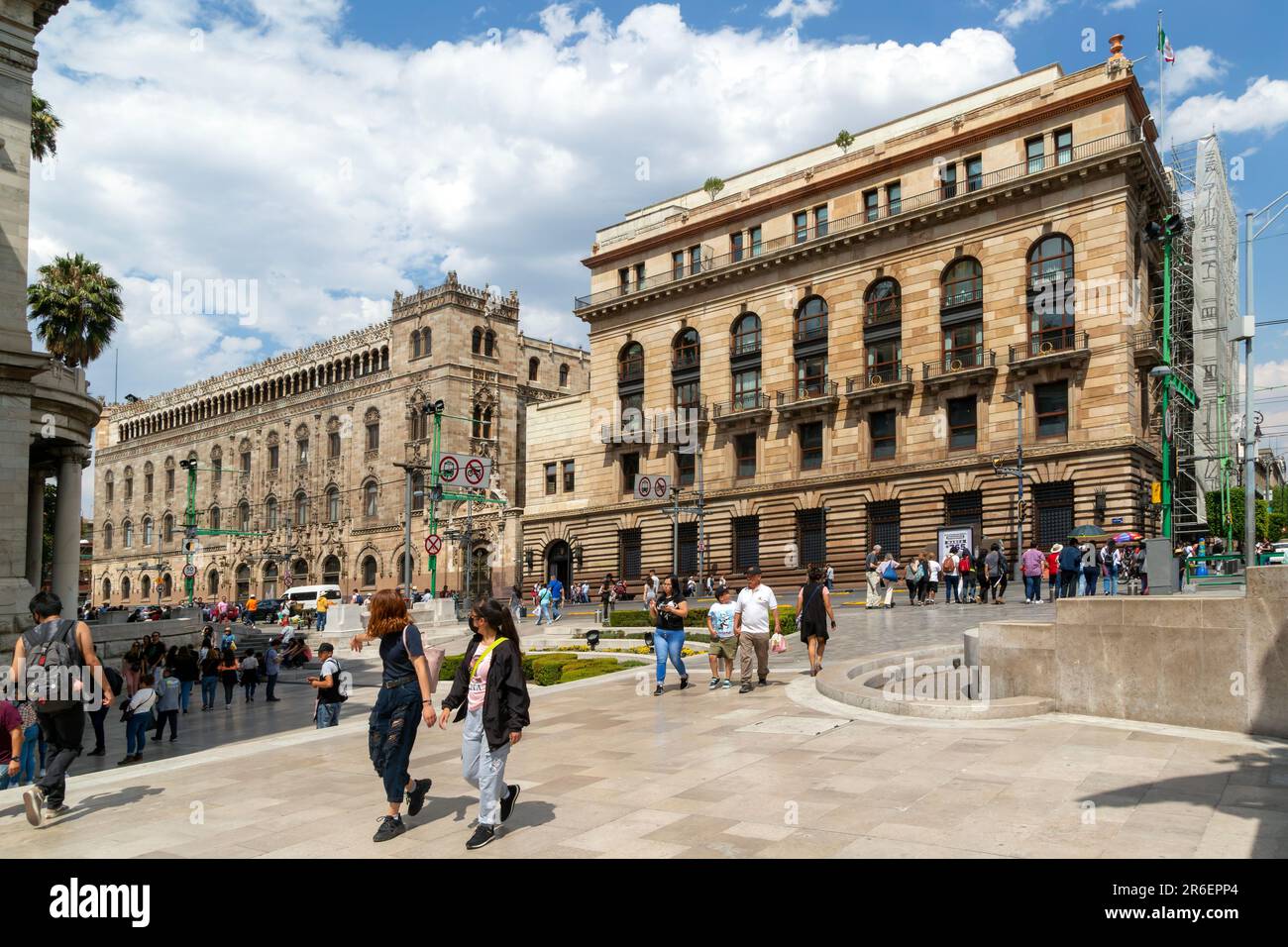 Palacio de Correos de México Post Office building left, El Museo Banco ...
