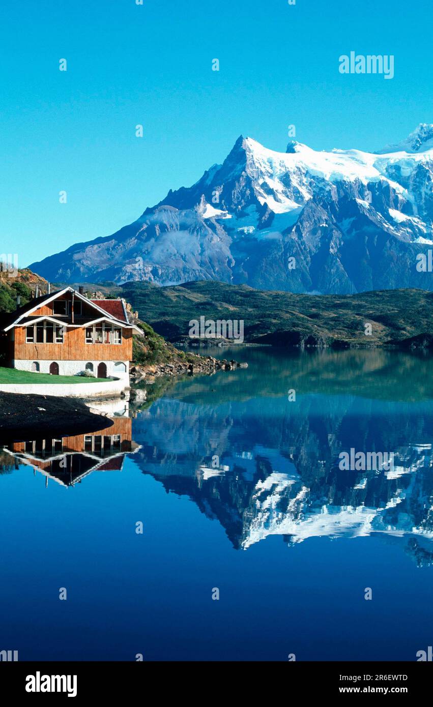 House at Lago Pehoe in front of the Cuernos del Paine, the, Patagonia ...