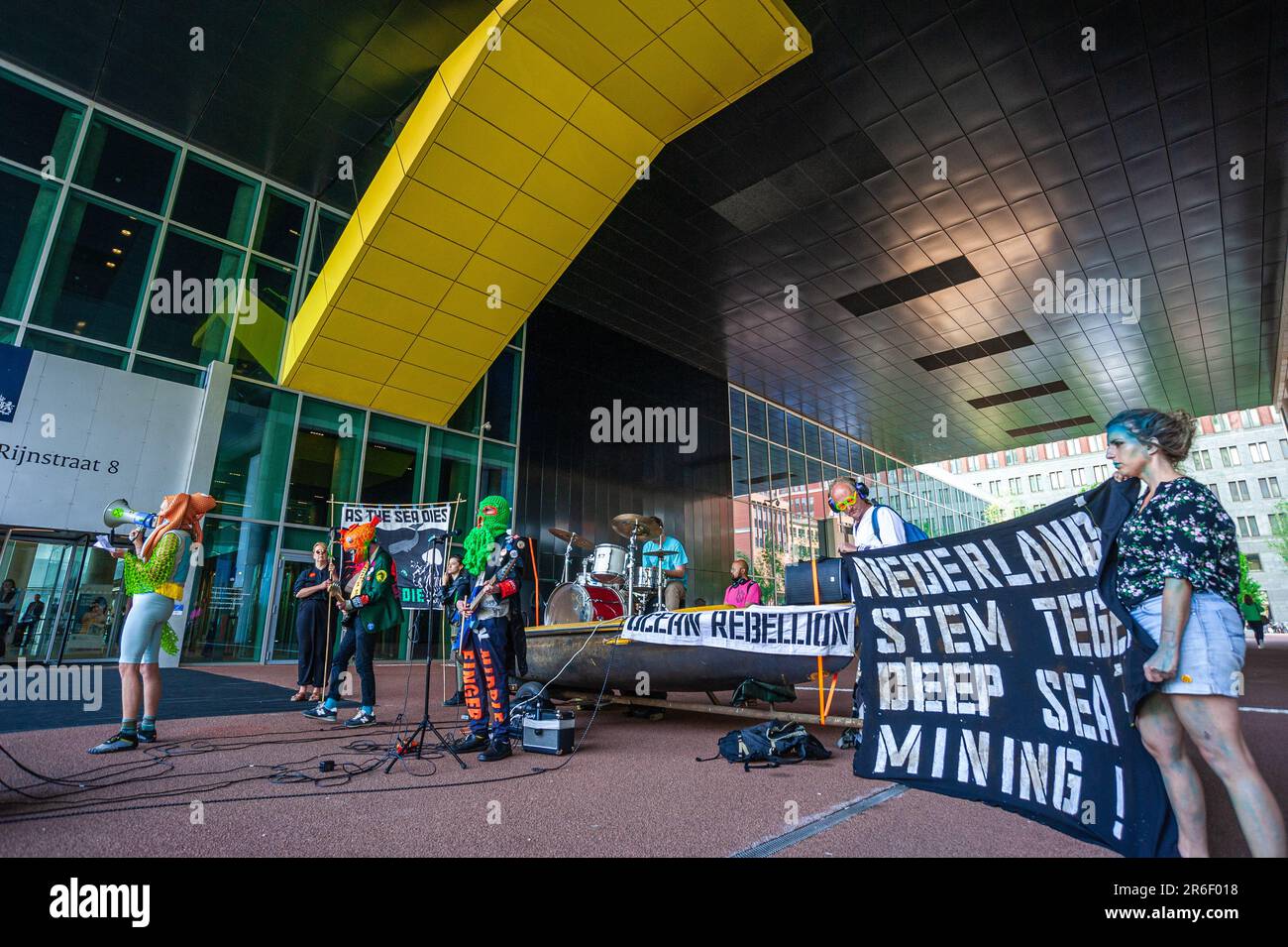 Ministry of Foreign Affairs, Infrastructure and Water Management, The ...