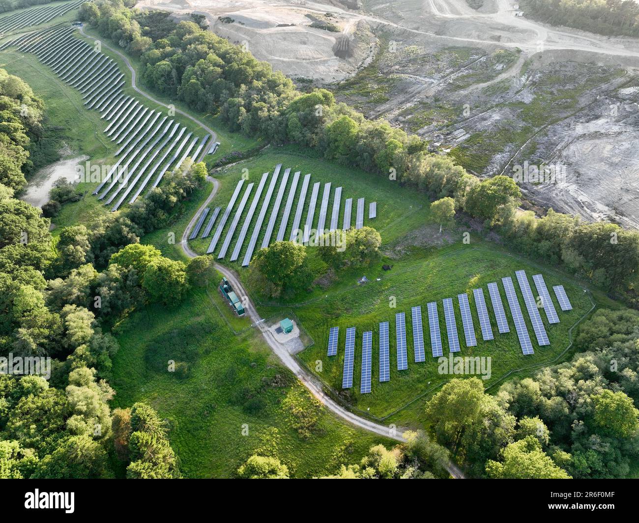 Large scale solar farm hi-res stock photography and images - Alamy