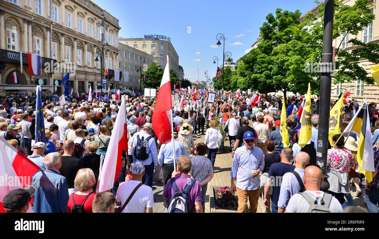 Warsaw, Poland. 4 June 2023. Hundreds of thousands march in anti ...