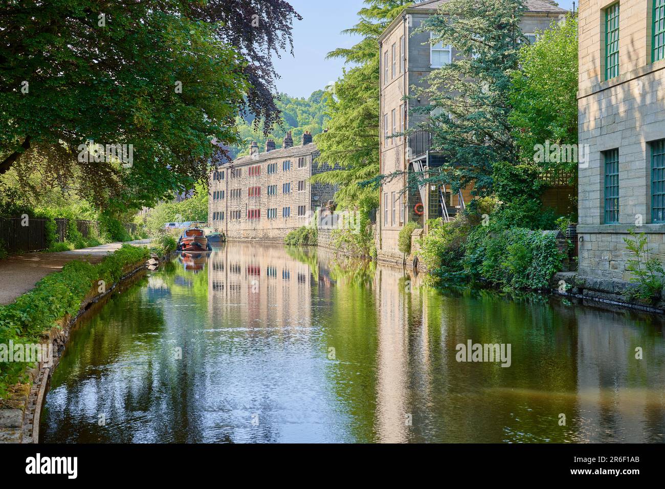 Reflections in the rochdale canal hi-res stock photography and images ...