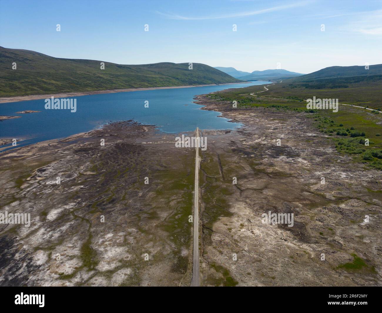 Garve, Scotland, UK. 9th June 2023. Low water levels in Loch ...