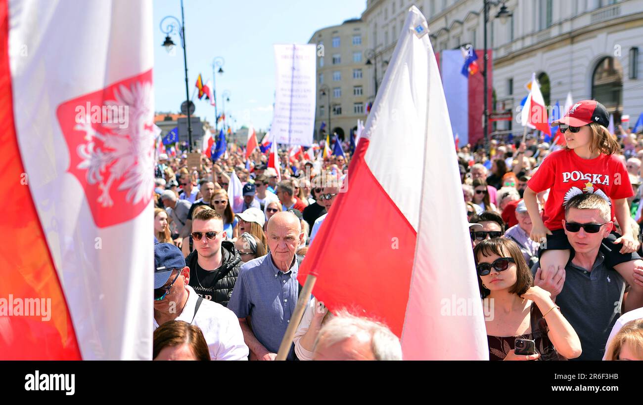 Warsaw, Poland. 4 June 2023. Hundreds of thousands march in anti ...