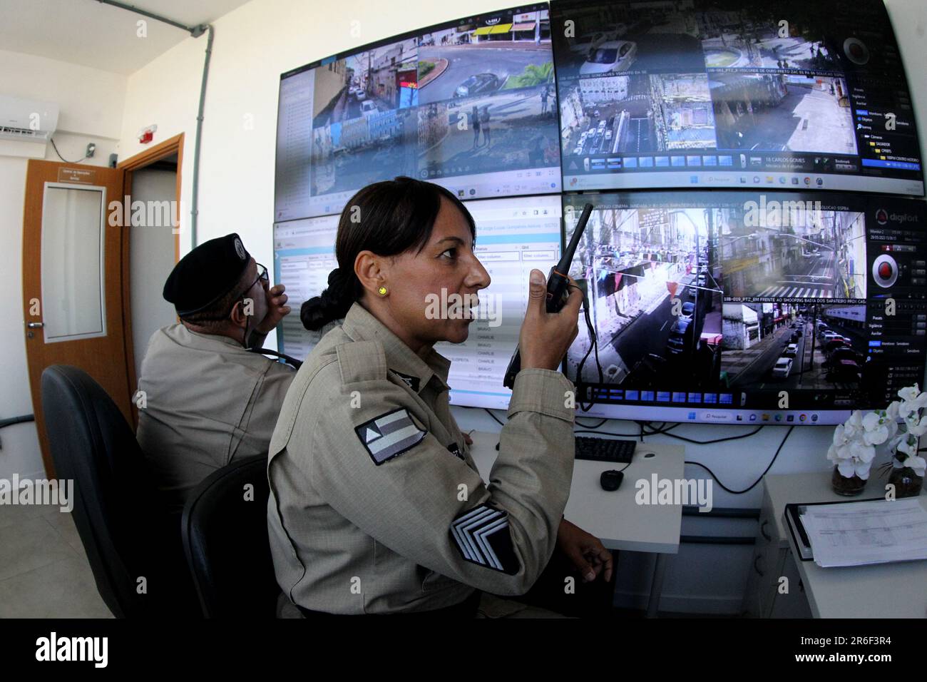 Police surveillance control room hi-res stock photography and images ...