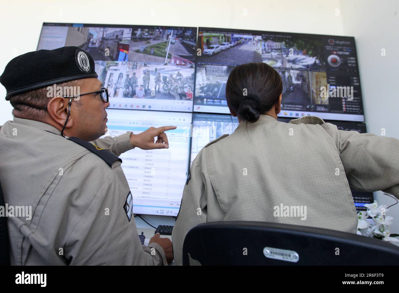 Monitoring room hi-res stock photography and images - Alamy