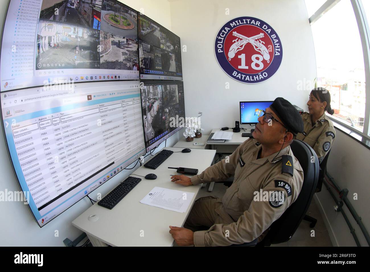 Police surveillance control room hi-res stock photography and images ...