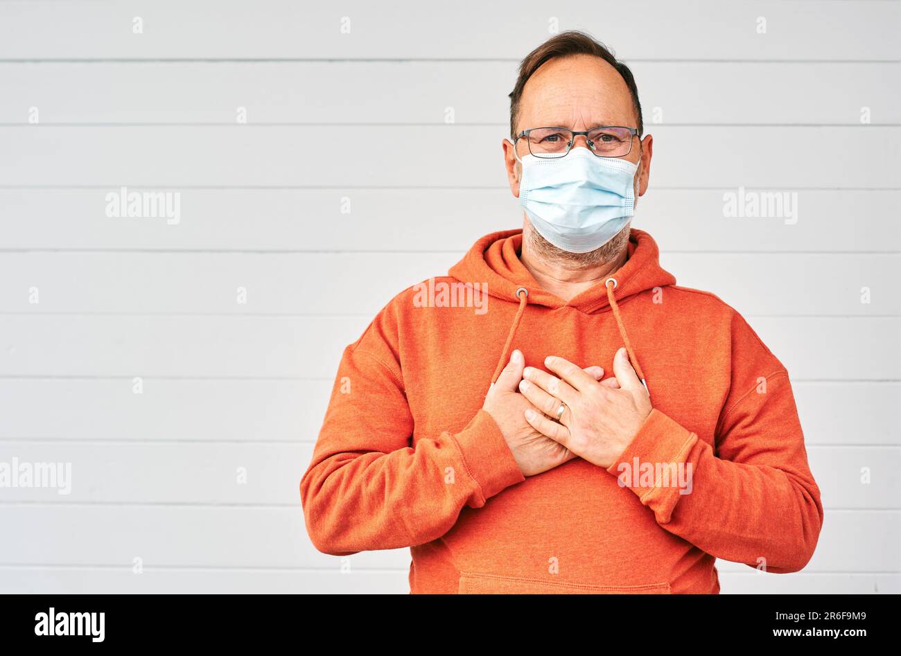 Medical facial mask hi-res stock photography and images - Alamy