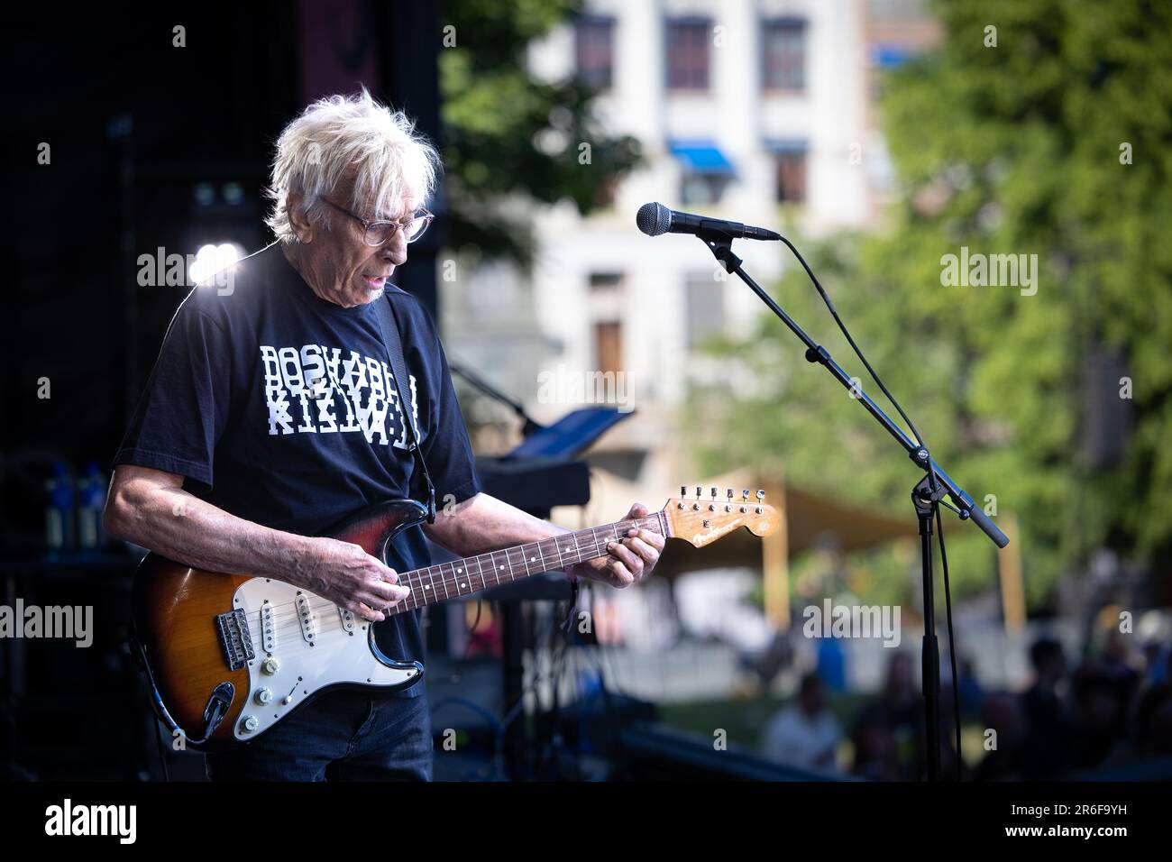 John cale singer hi-res stock photography and images - Alamy