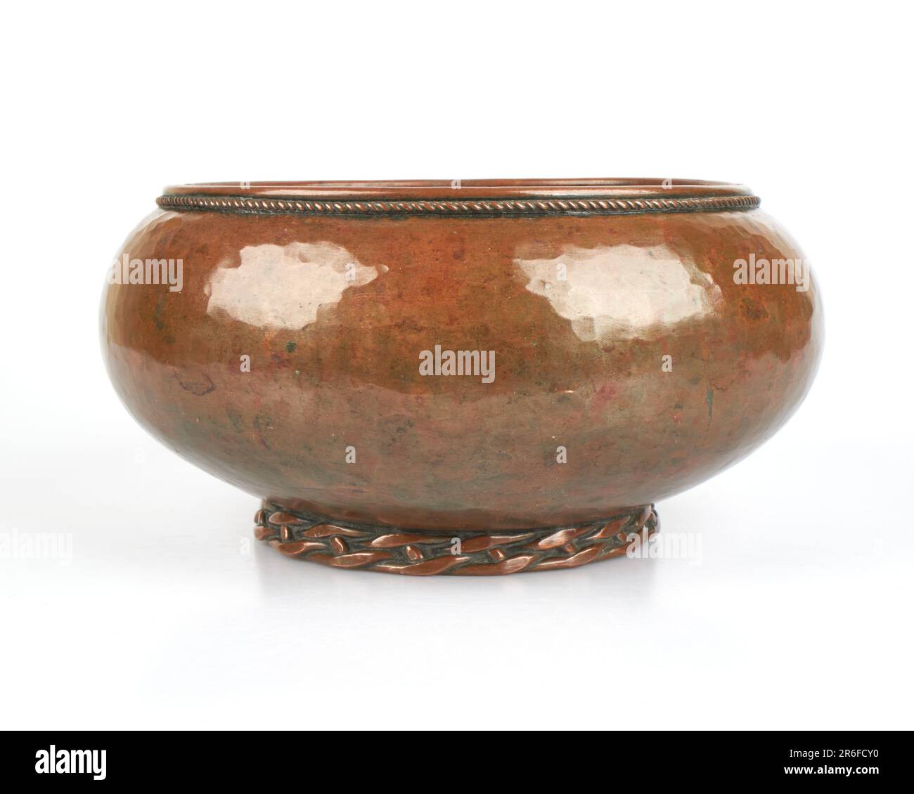 Antique copper bowl hi-res stock photography and images - Alamy