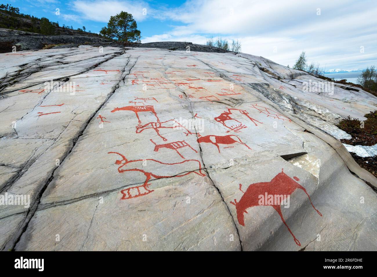 ancient rock carving, Alta Finnmark, Norway Stock Photo - Alamy