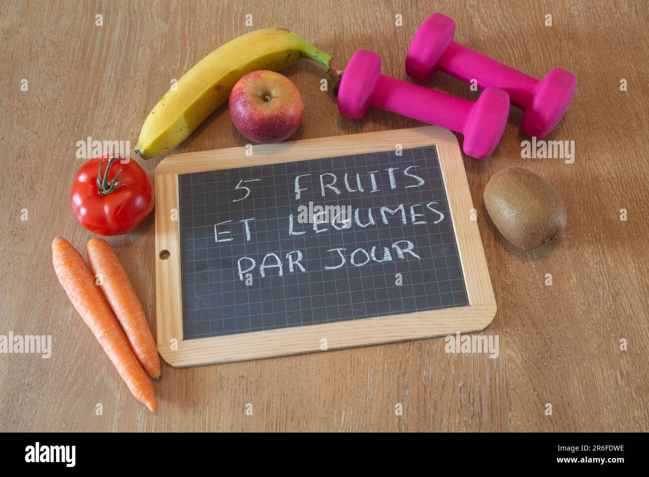 Five fruits and vegetables per day and sport to stay in good health ...