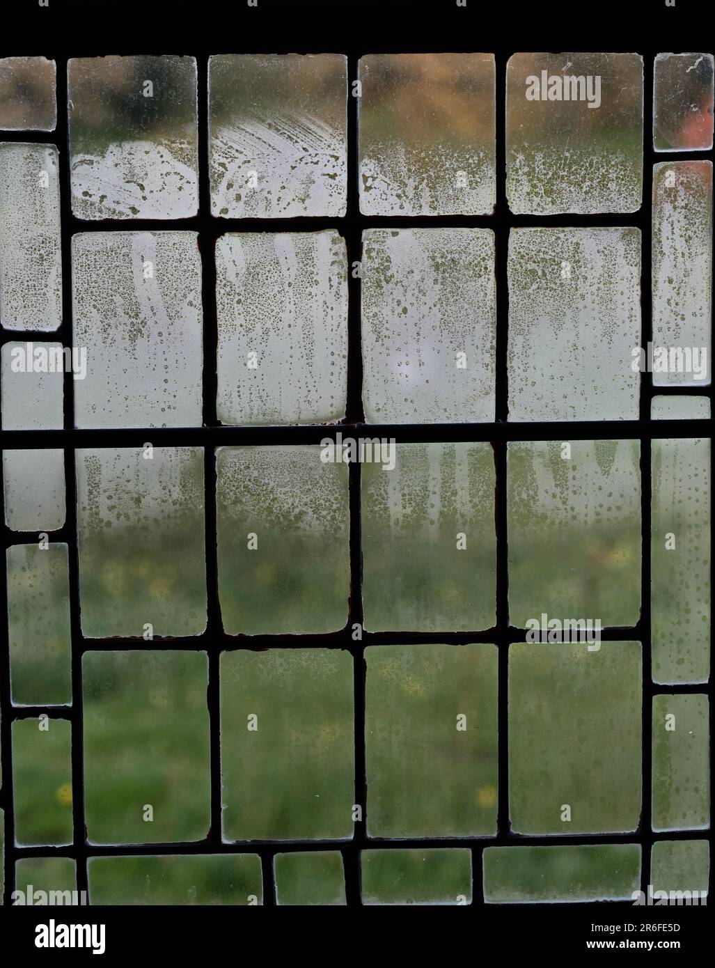 Misty windows hi-res stock photography and images - Alamy