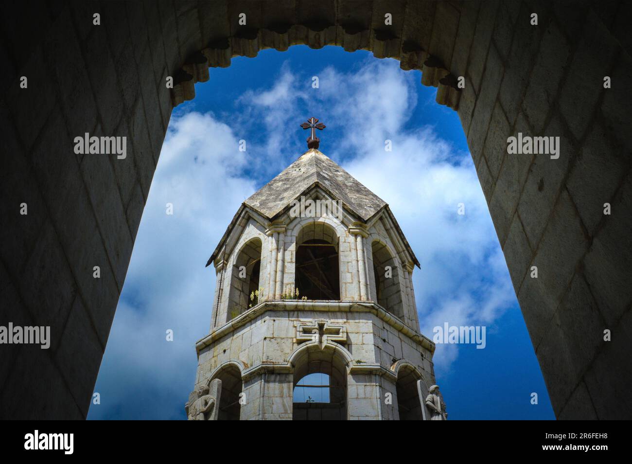 Perspective blue white church hi-res stock photography and images - Alamy