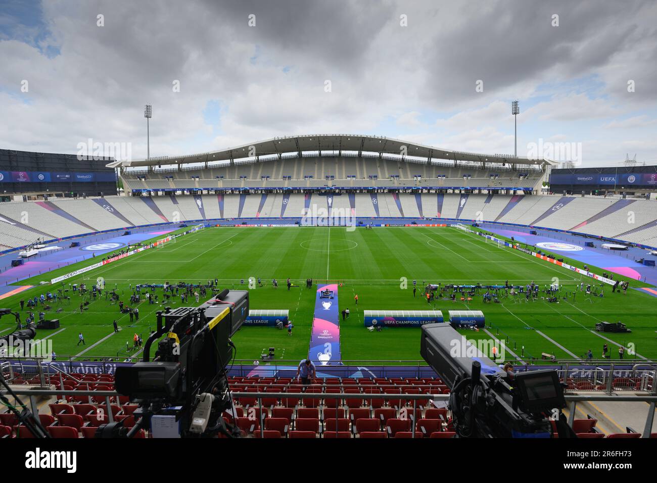 Ataturk olimpiyat stadium hi-res stock photography and images - Alamy