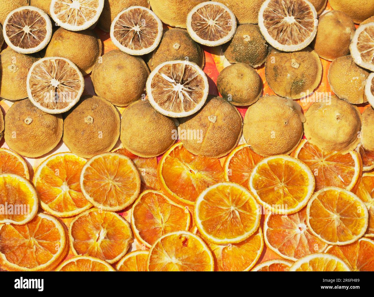Dried orange slices pattern hi-res stock photography and images - Alamy