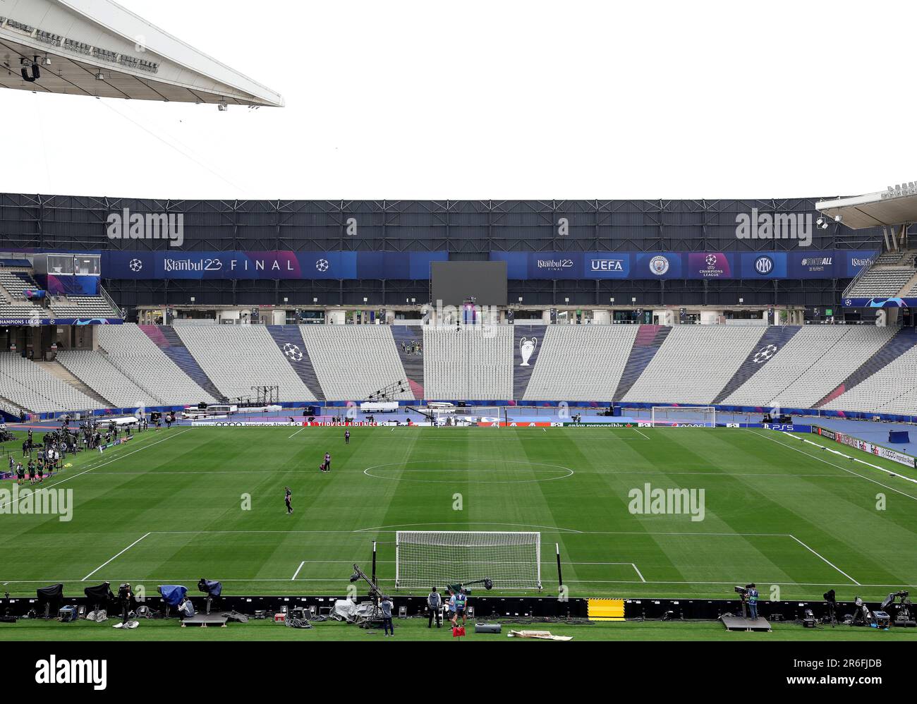 Ataturk olympic stadium general view hi-res stock photography and ...