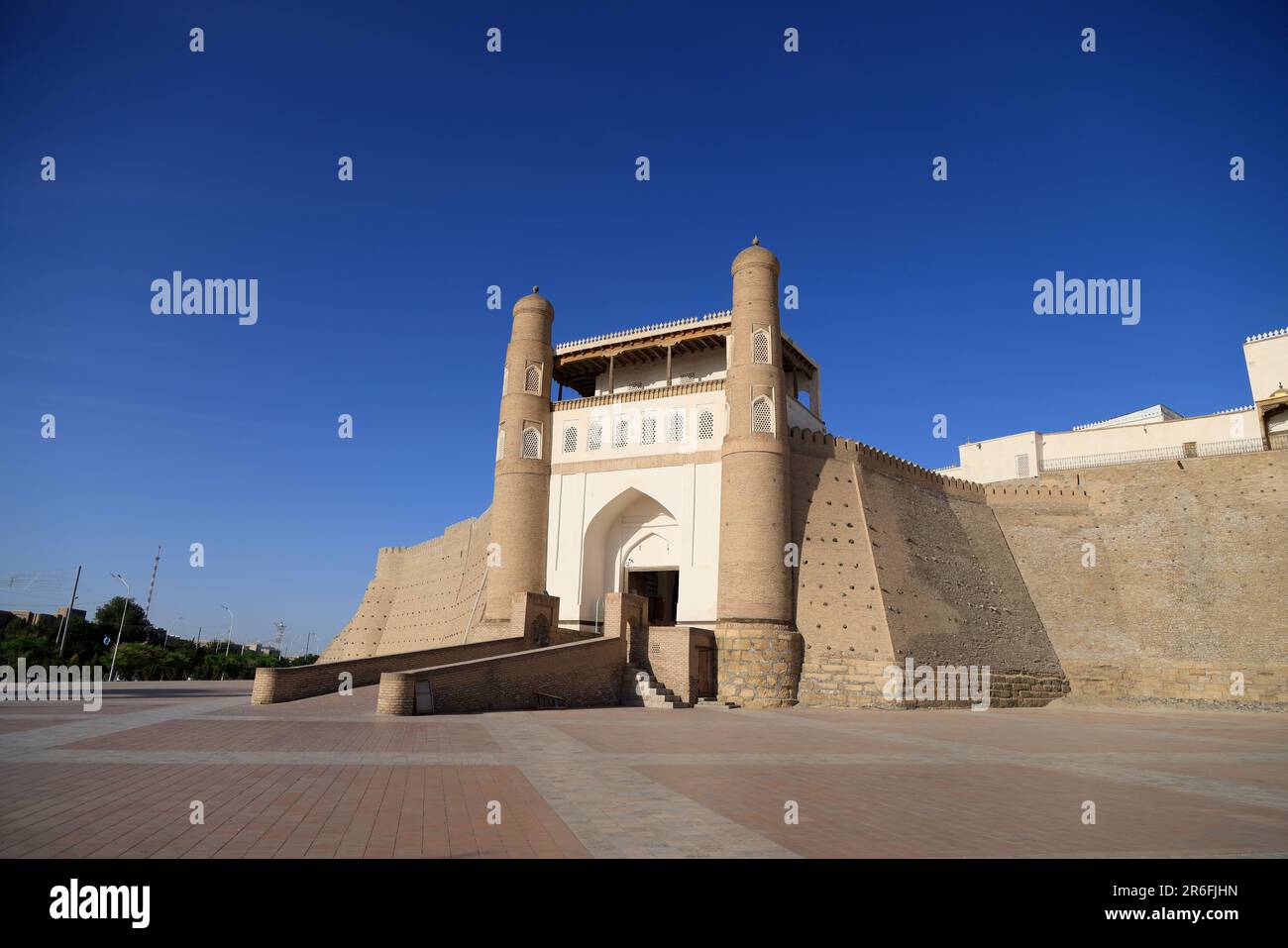 Entrance gate of the Ark fortress in Bukhara, Uzbekistan Stock Photo ...