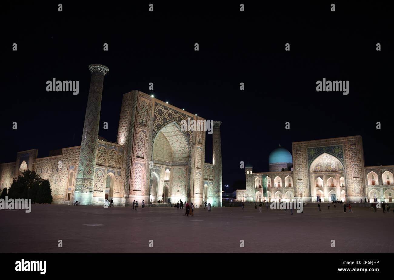 Registan Square in Samarkand at night, Uzbekistan Stock Photo - Alamy