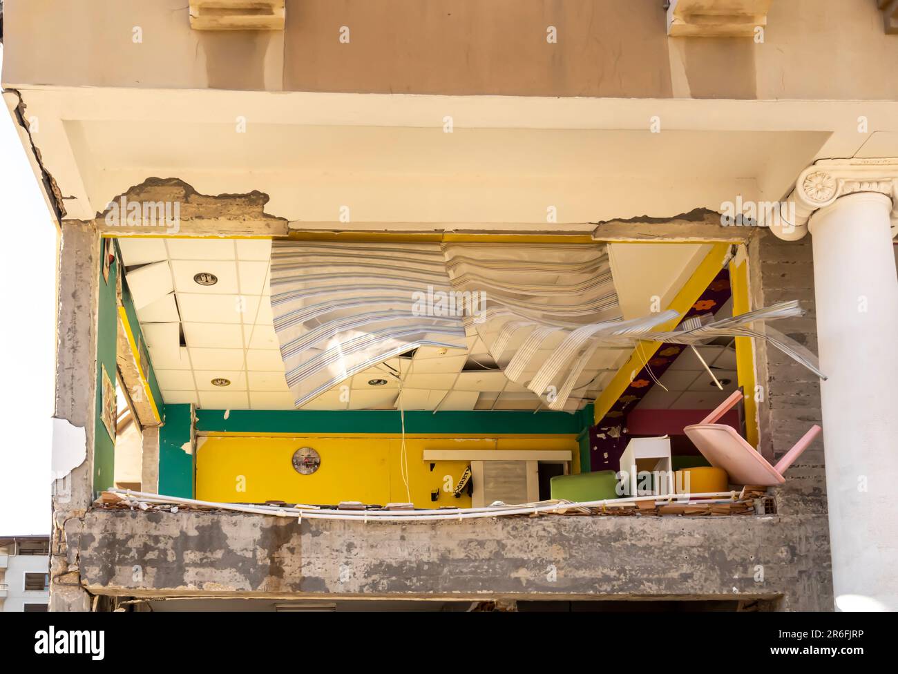 Antakya earthquake buildings hi-res stock photography and images - Alamy
