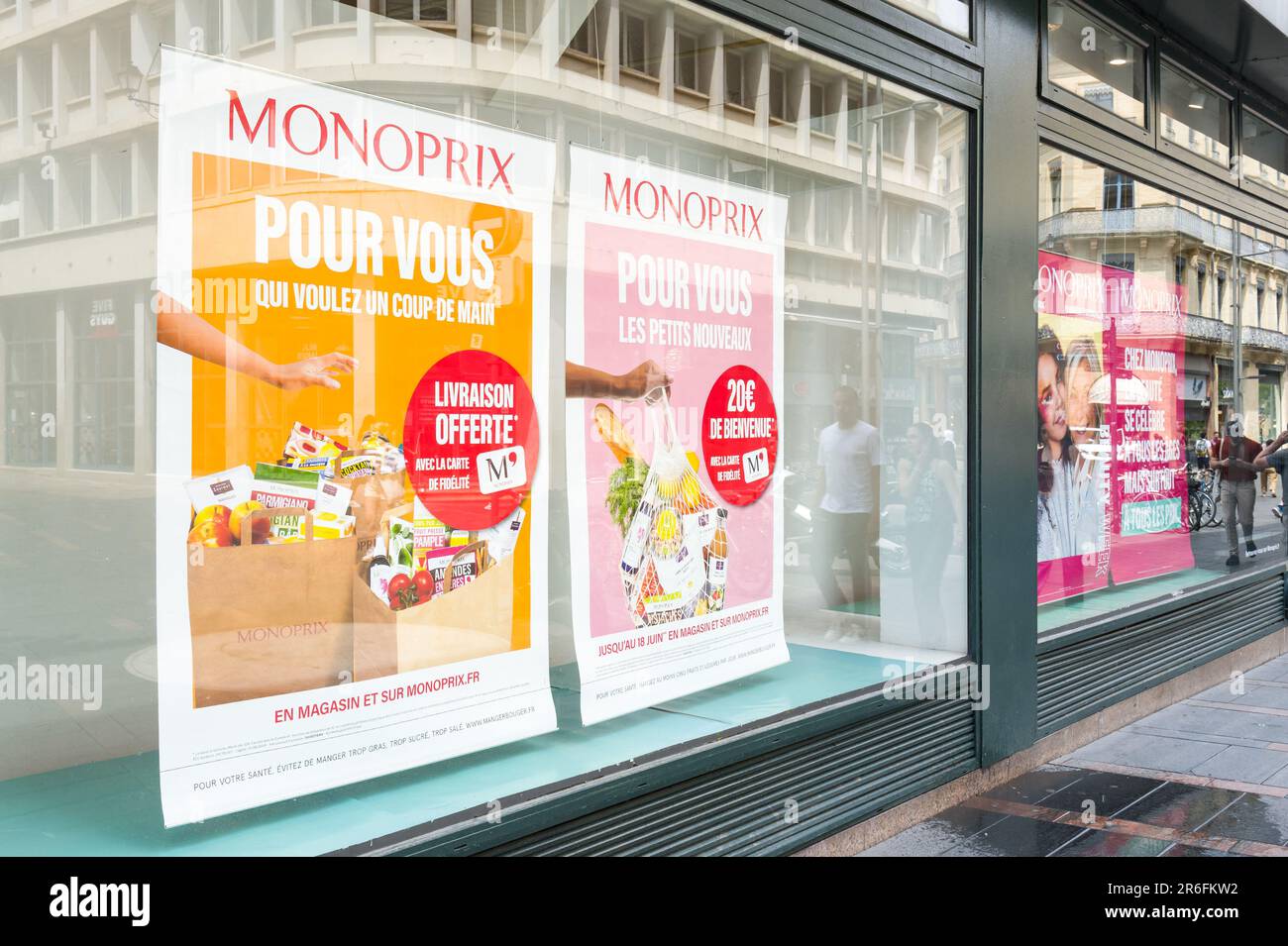 Illustration of a Monoprix store window, for you who want a helping ...
