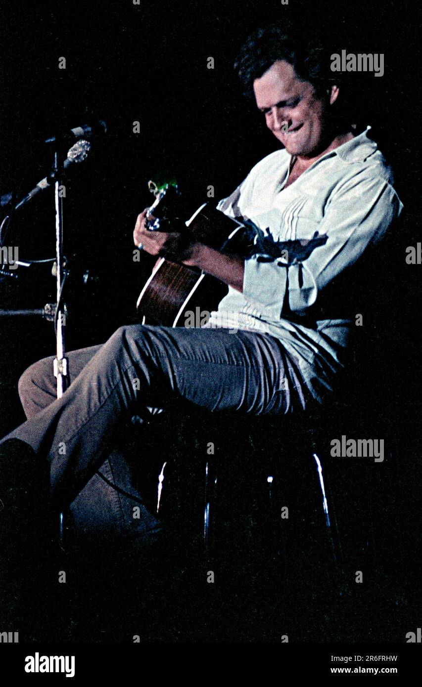 Harry chapin cats in the cradle hi-res stock photography and images - Alamy