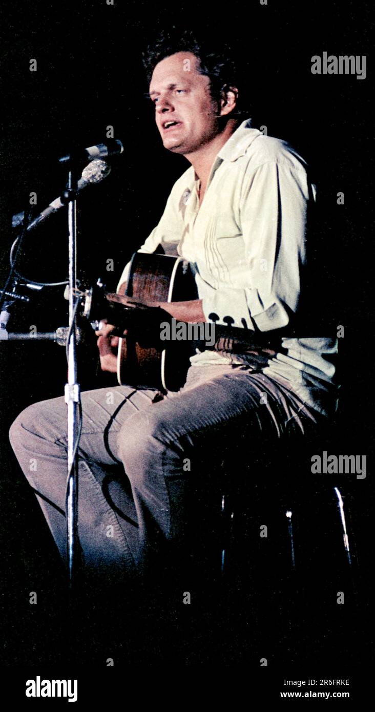 Harry chapin cats in the cradle hi-res stock photography and images - Alamy