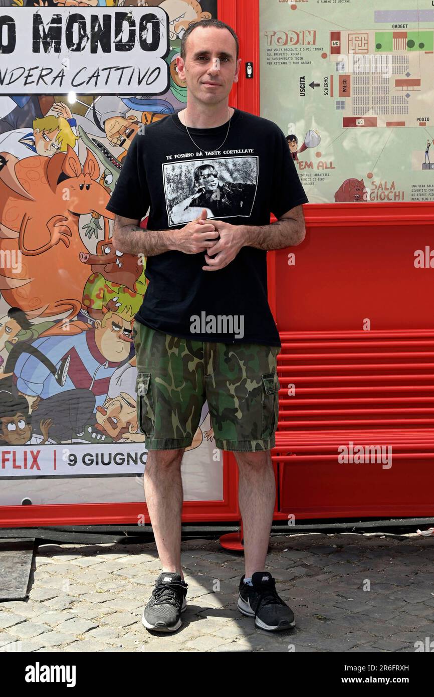 Zerocalcare / Michele Rech beim Photocall zur NetflixAnimationsserie 'Questo mondo non mi ...