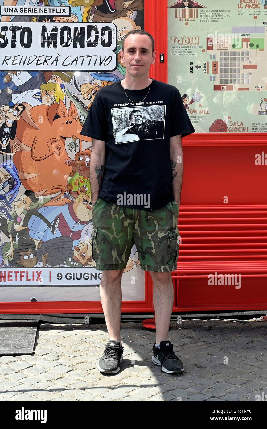 Zerocalcare / Michele Rech beim Photocall zur NetflixAnimationsserie 'Questo mondo non mi ...